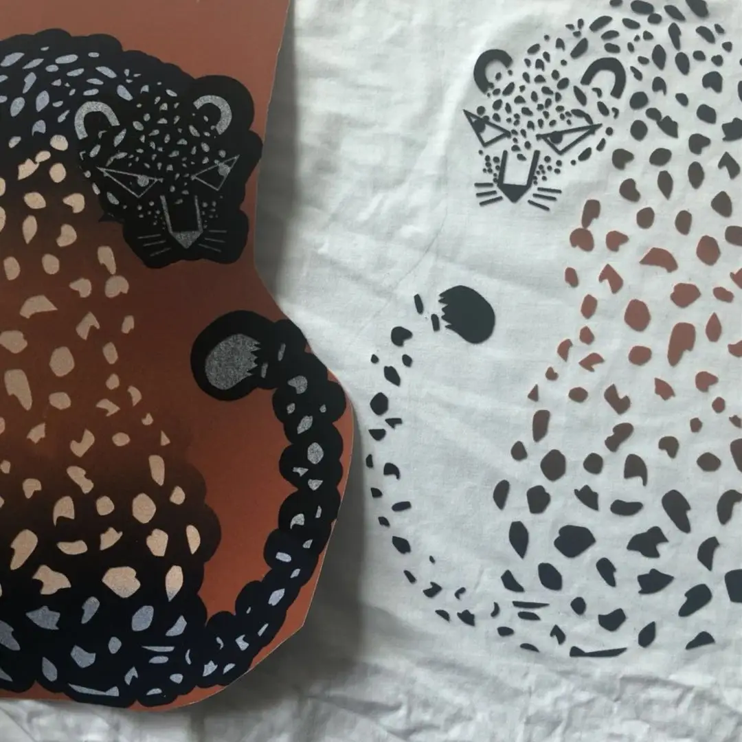 3D Flock Heat Transfer for Hoodie Yoga Active Wear Logo Print