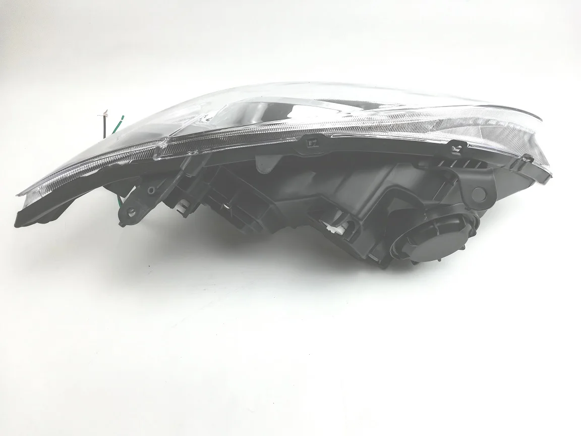 Auto Headlight For Toyota Corolla Runx Hatchback 3d/5d 2004-2006 Lamp R ...