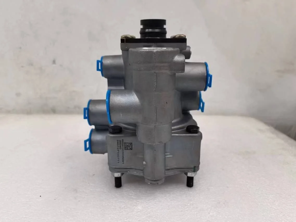 Sinotruk Howo Trailer Brake Valve WG9000360525 Trailer Valve Suitable ...