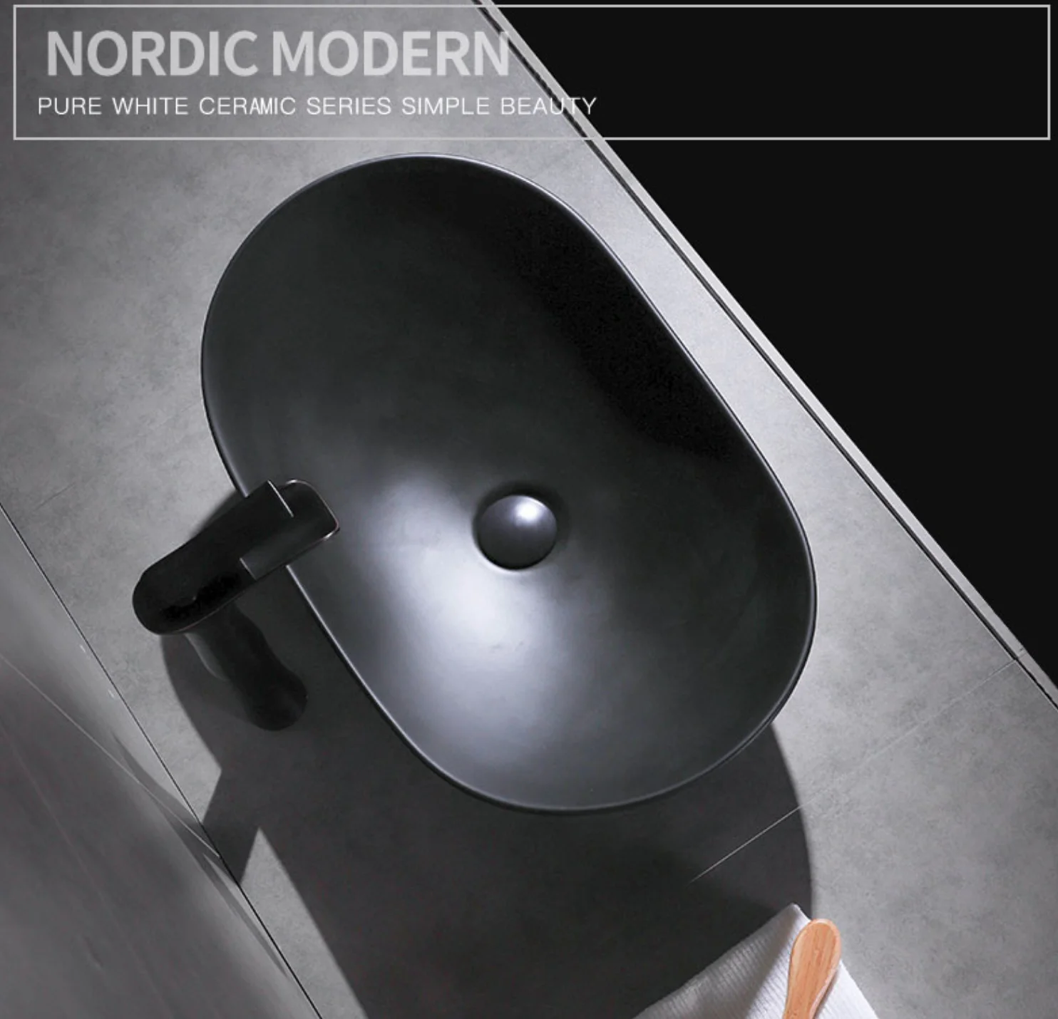 Royalkatie Ceramic Lobby Sink - Luxury Gold Black Basin