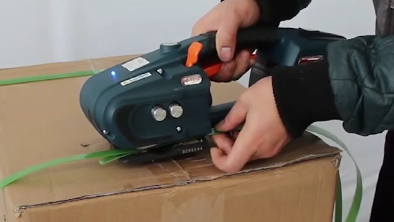 Automatic Pp Pet Belt Packing Bundling Strapping Machine - Buy Hand ...