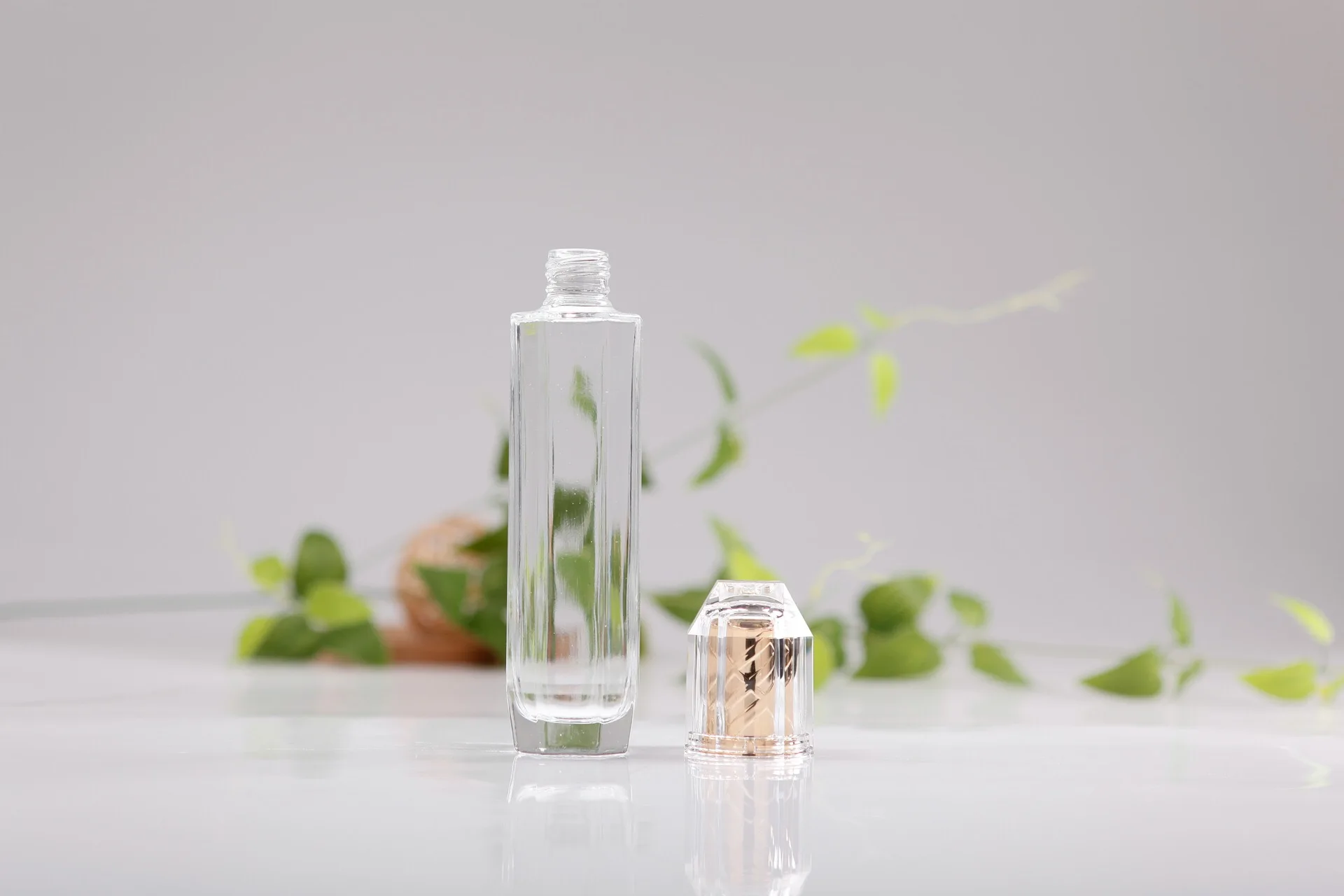 Luxury Cosmetic Glass Set 30ml Dropper Bottle 40ml 60ml 80ml 110ml 130ml Glass Lotion Pump ...