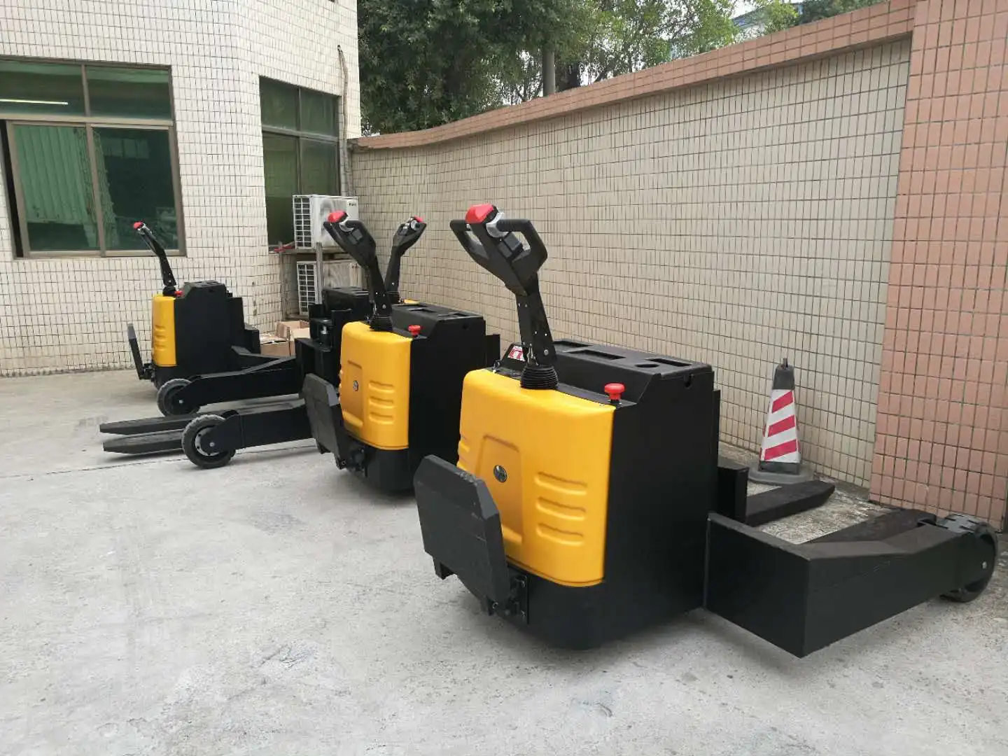 Fully Powered Rough Terrain Truck Stacker Vh-wp-200/03-bw - Buy 4400lbs ...