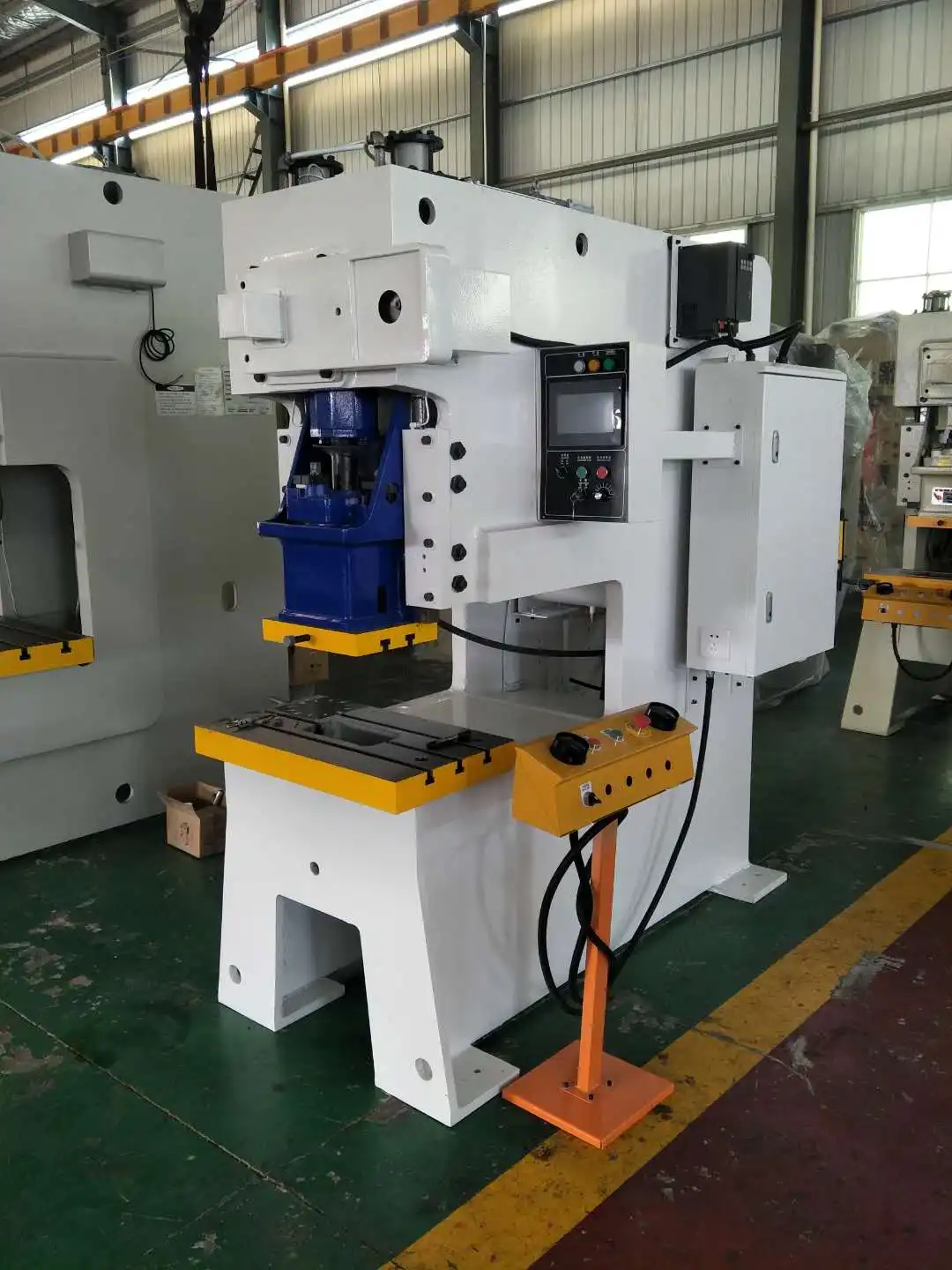 High Quality Stainless Steel Perforated Sheet Machine