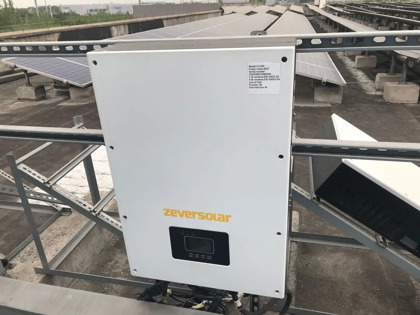 Zeversolar 5KW on-Grid Inverter - High Efficiency Solar Power