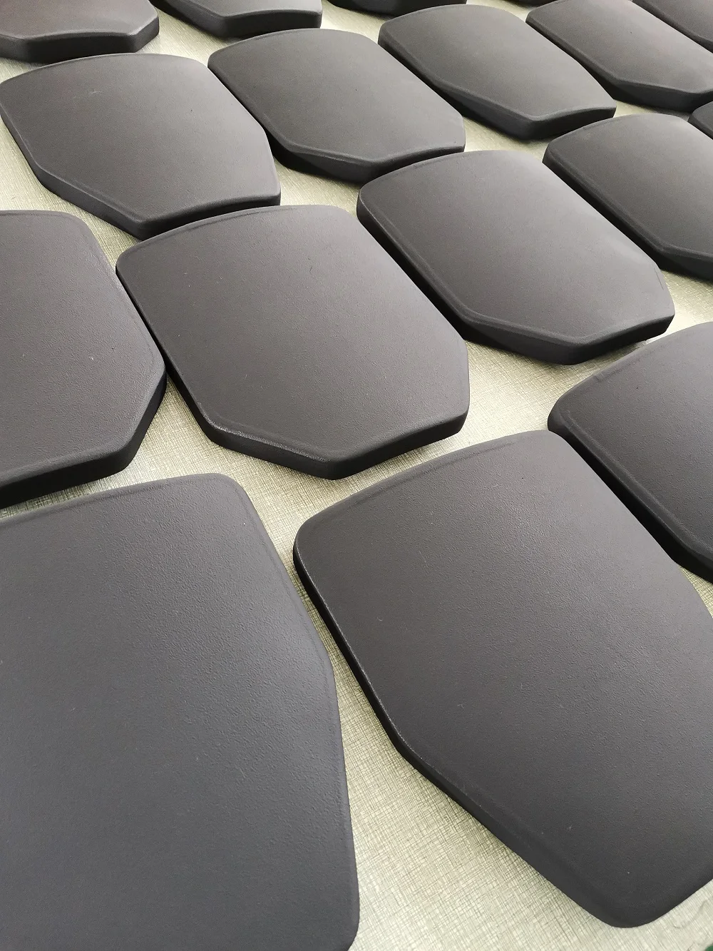 Military Light Weight Hard Pe Silicon Carbide Back Bulletproof Plate ...