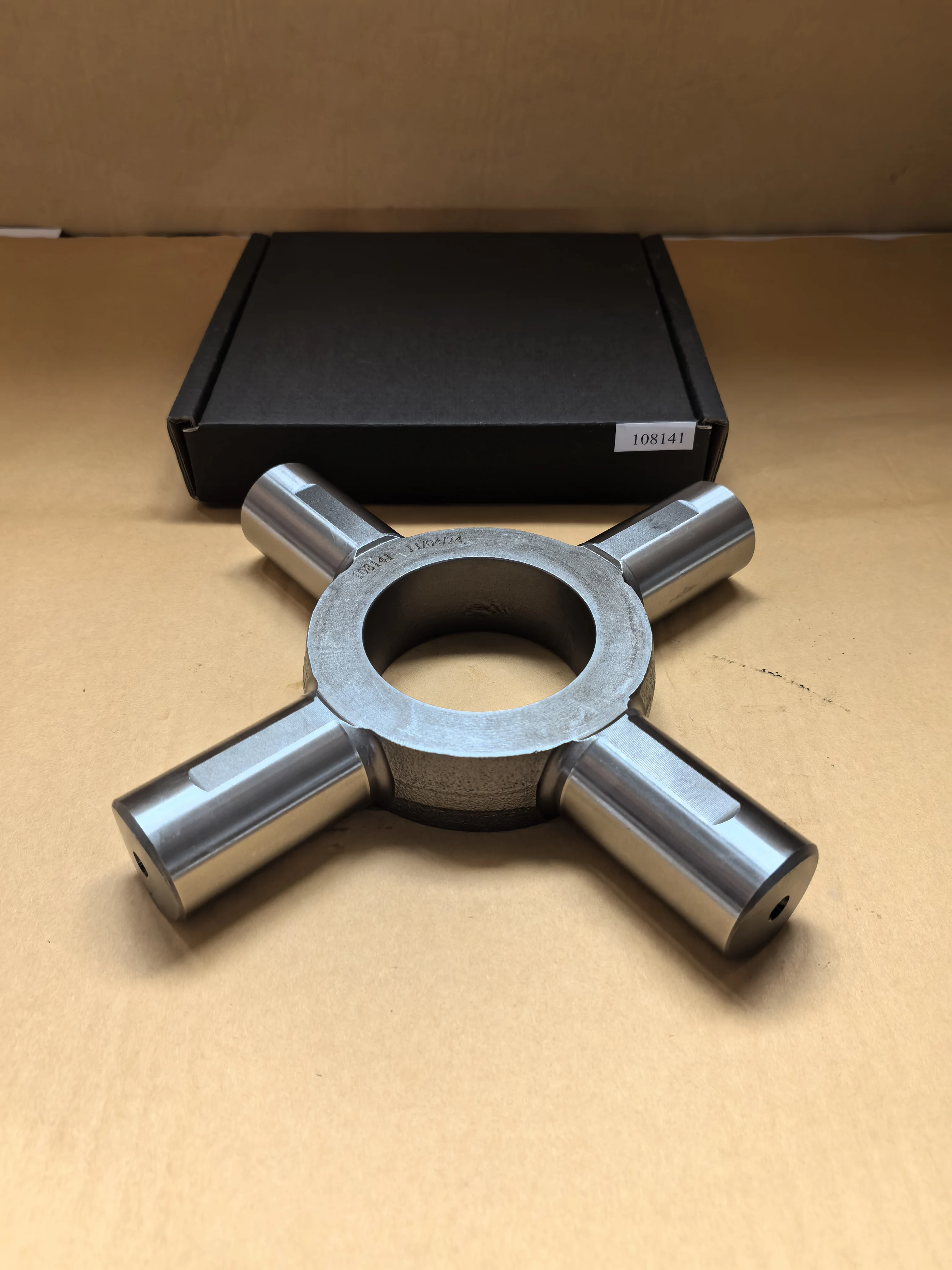 108141 Spider Cross for Eaton DT 461 Peterbilt Freightliner Kenworth ...