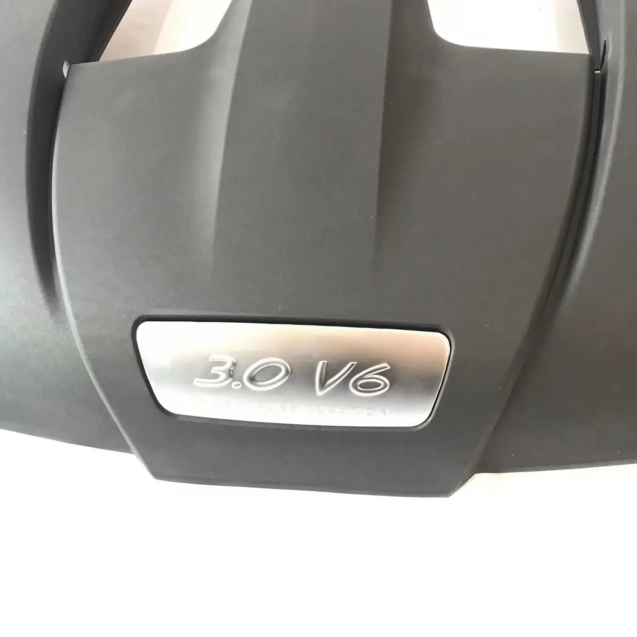 Gfkj Bumper Spoiler Grille Engine Cover Plate For Porsche Cayenne 2011 ...