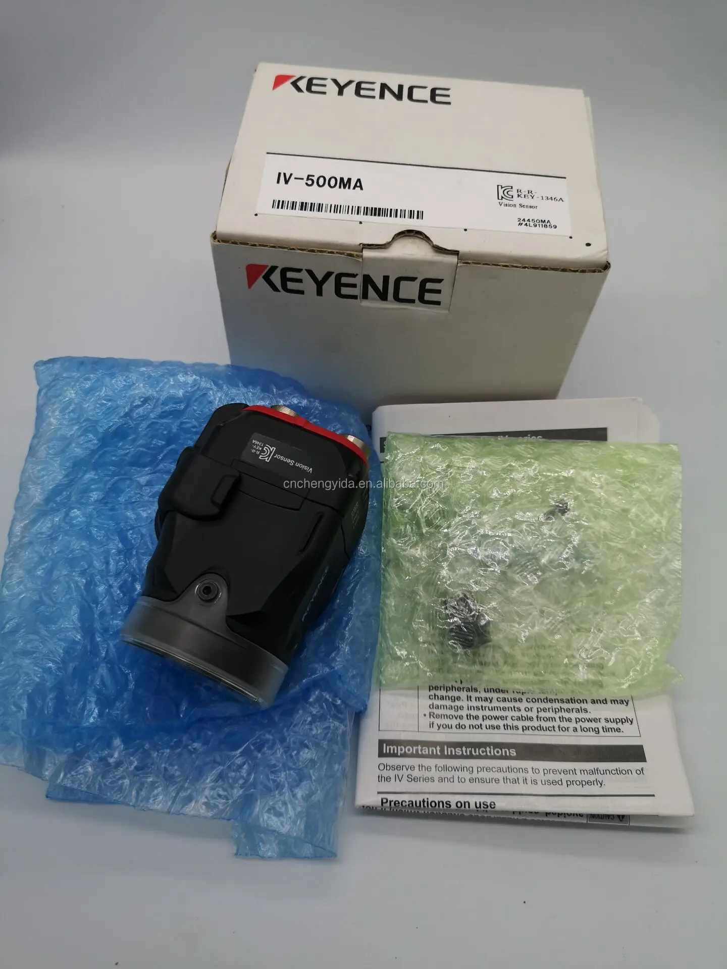 KEYENCE IV-500MA Vision Sensor - Precision and Reliability