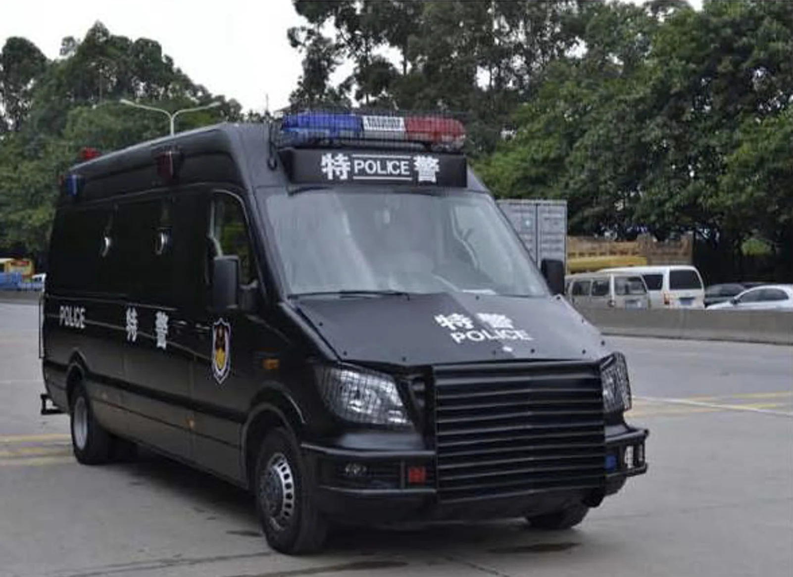 High Quality Sprinter New Armore Vehicle Armored Anti-terrorist Assault ...