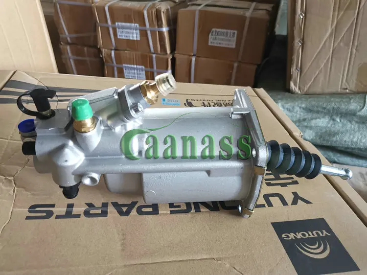 21232878 22085052 Clutch Booster Servo for Volvo Truck Parts