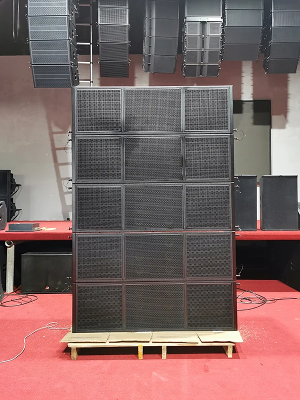 4 Way Line Array - Superior Sound for Concerts & Events