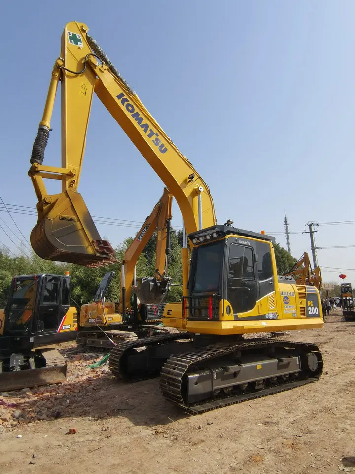100% Japan Original 20 Ton Komatsu Pc200-8 Pc200-8n1 Crawler Excavator ...