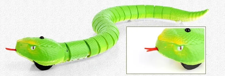 RC Snake Simulation Rattlesnake 4 Colors IR Remote Control
