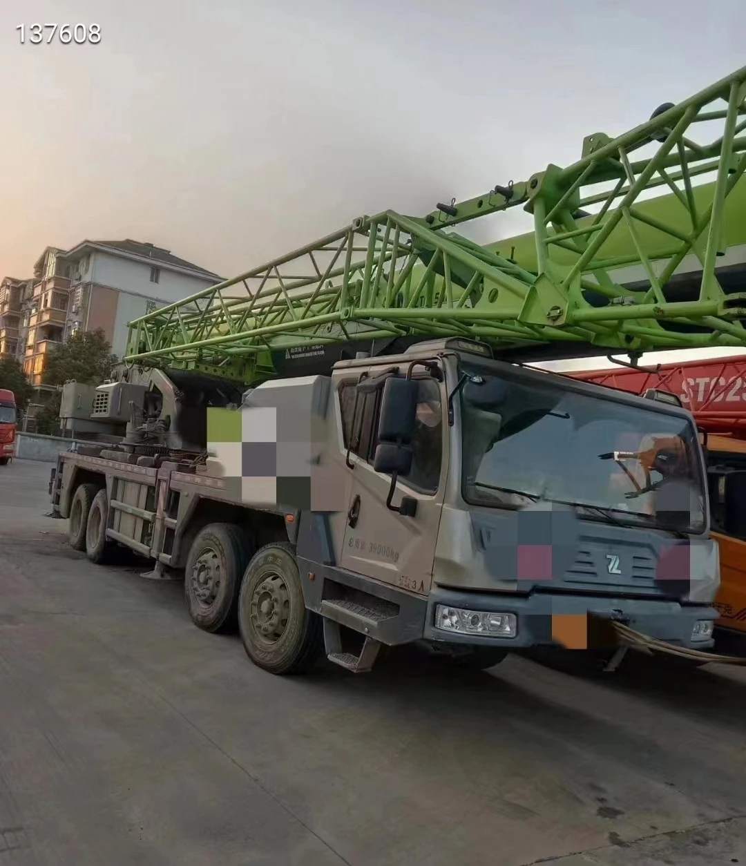 35 Ton Mobile Crane - Heavy Lifting Power for Roads & Bridges