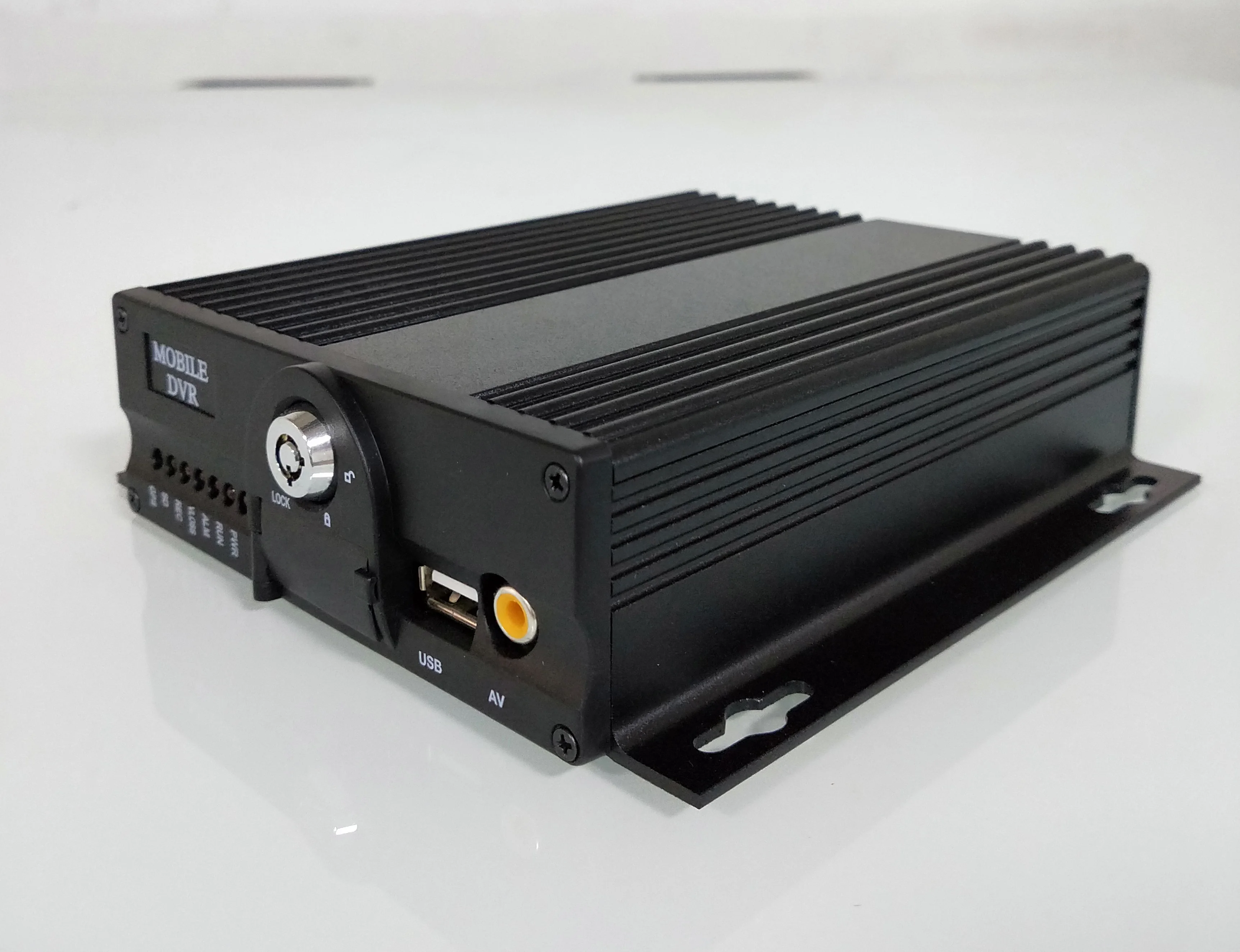 LSZ Hot Sale Mini MDVR AHD 1080P 4CH 3G 4G GPS WIFI Dual SD Card