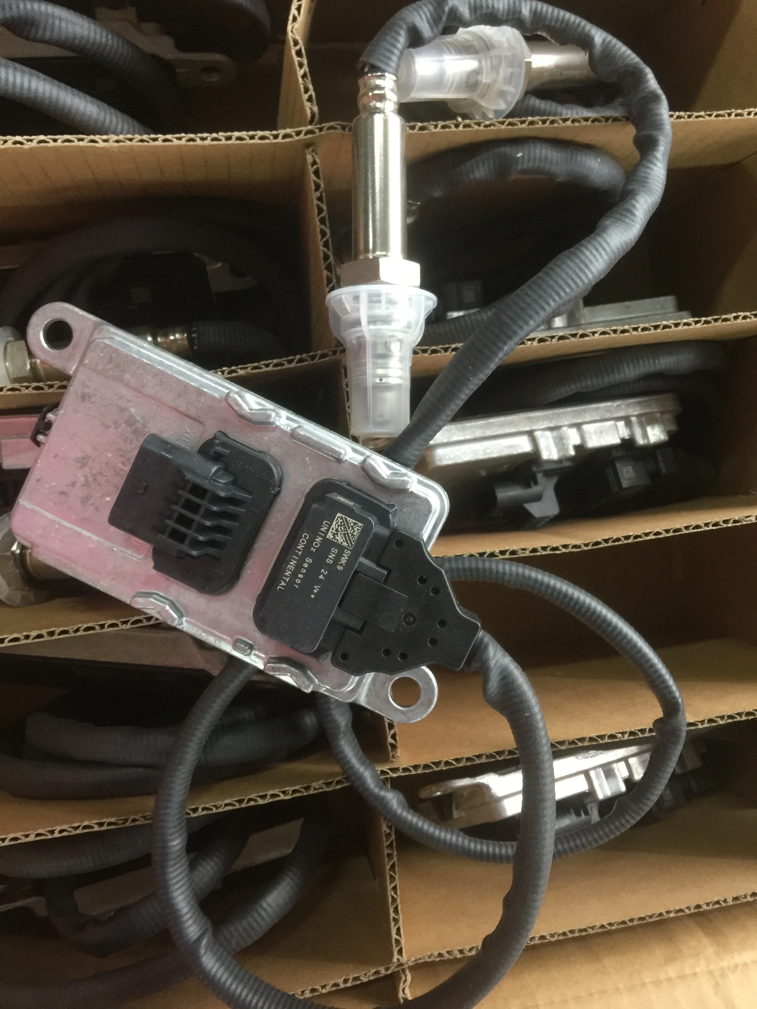 High-quality NOX Sensor 5WK97103 for Cummins Truck Engines