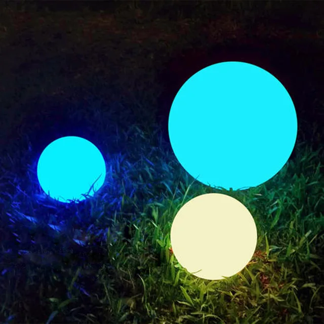 Outdoor LED Solar Ball Garden Light - Color Changing Sphere