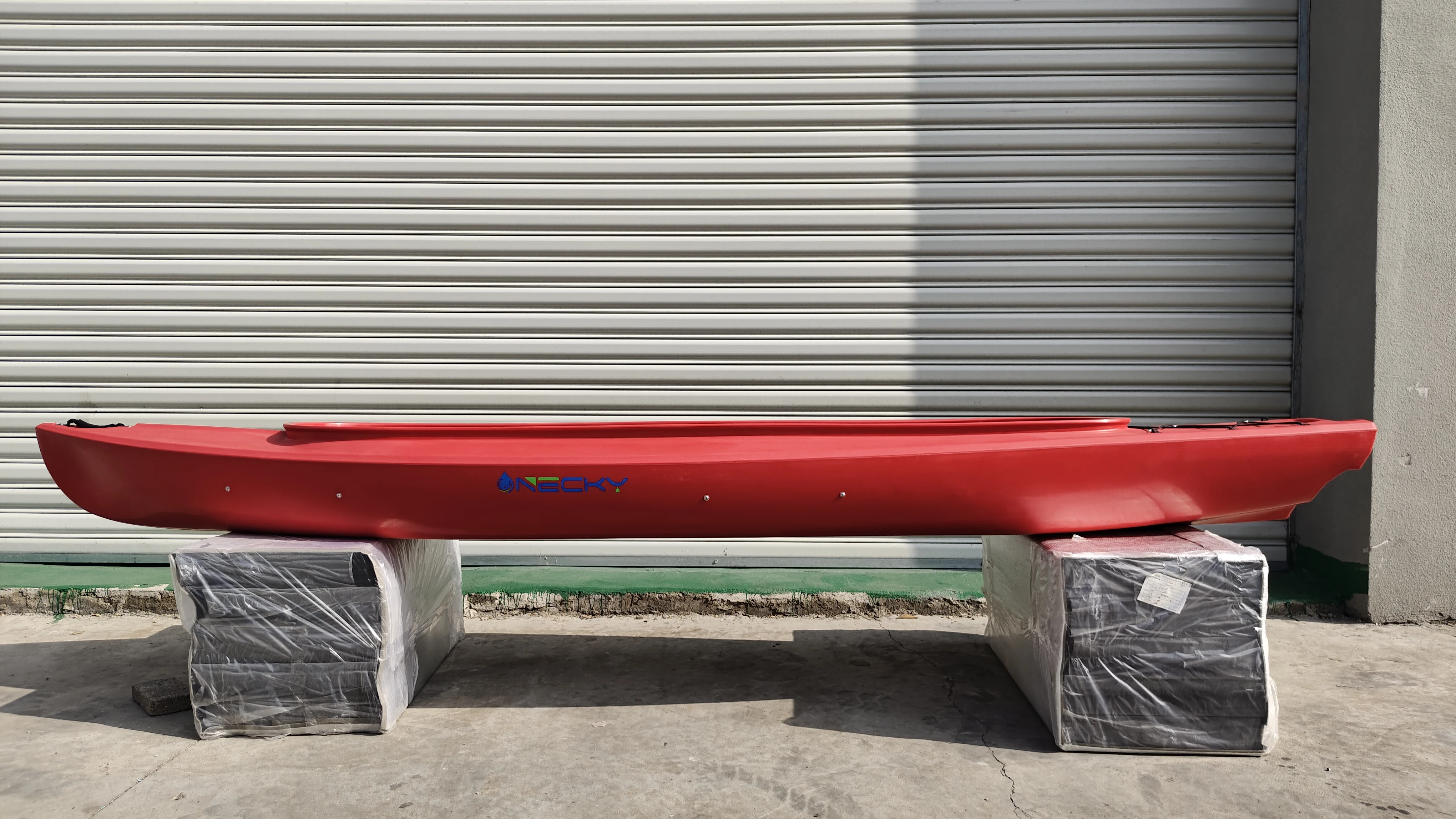 Hot Selling 4.2m Hdpe Plastic 4 Person Sit In Kayak 4 Seats Family ...