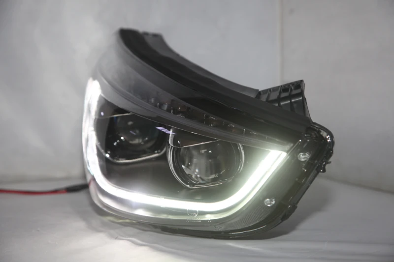 HYUNDAI Tucson IX35 LED Headlights - Black Housing 2010-2012