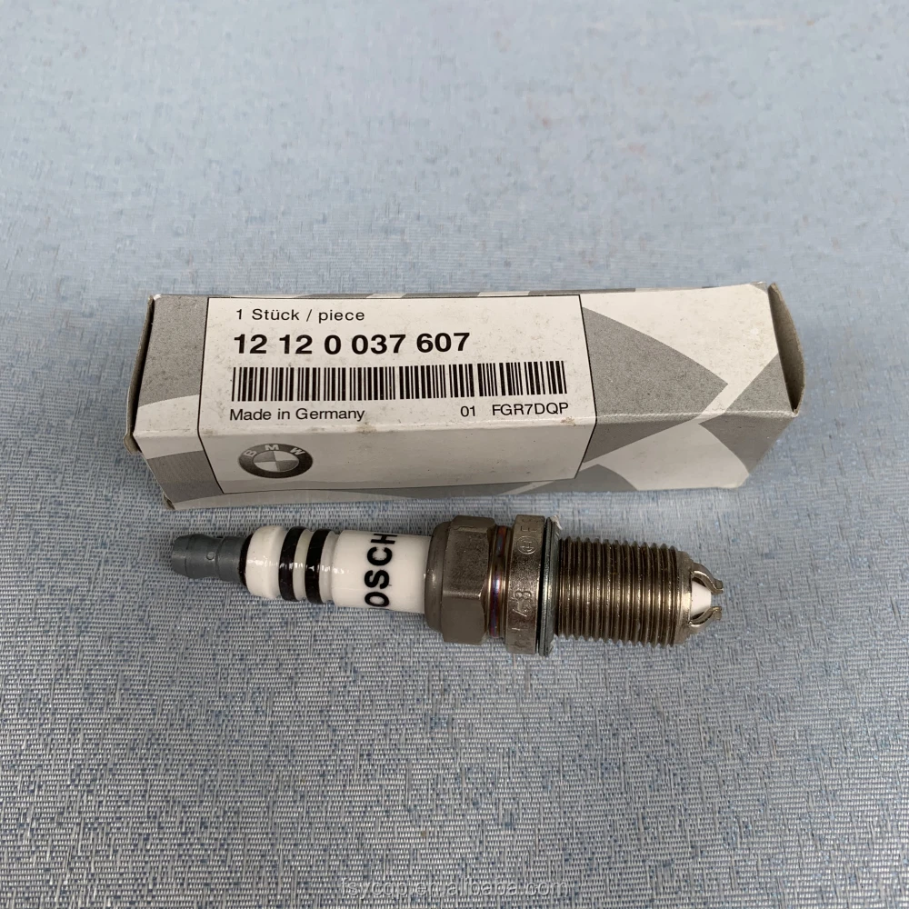 Spark Plug 12120035933 Zr5tpp33 For Auto E46 E39 E60 E38 E65 E66 E67 ...