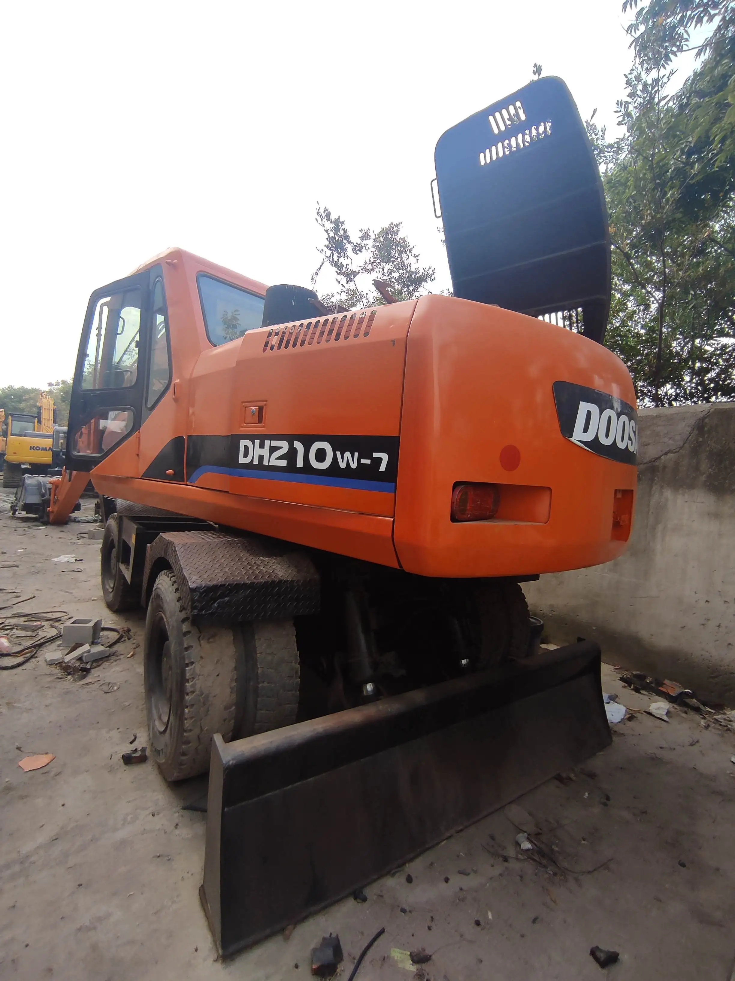 South Korean Brand Daewoo Excavator 20 Ton Construction Machinery ...
