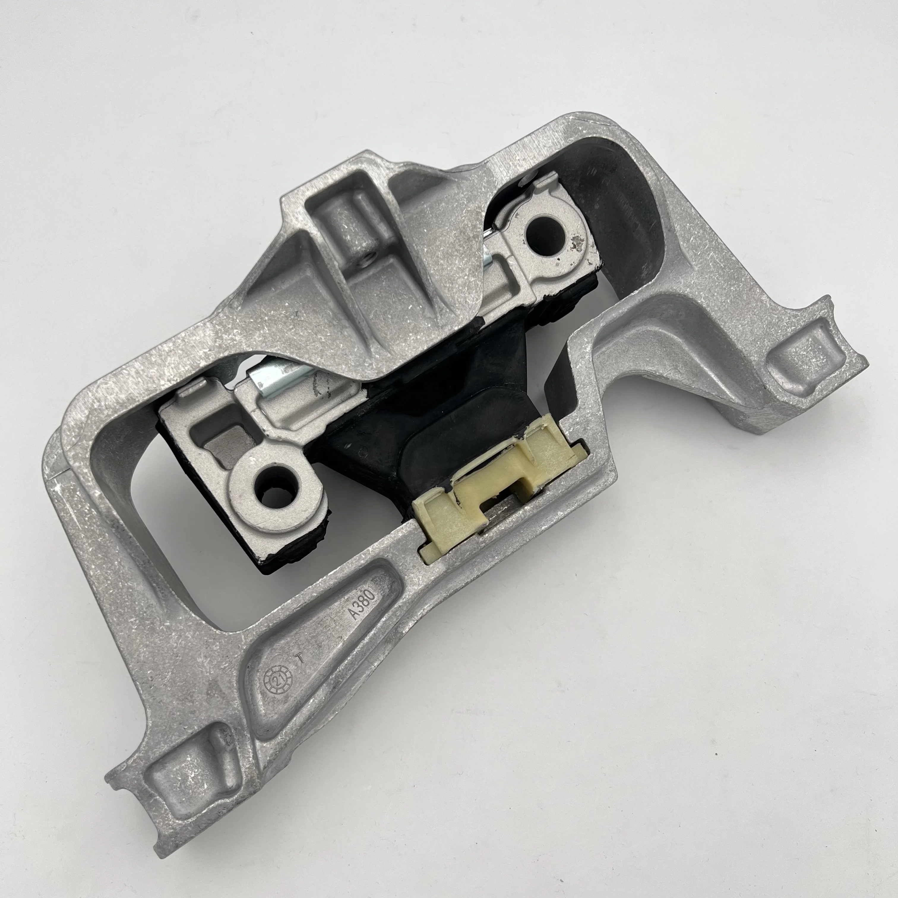 Right Engine Motor Mount For Mercedes Benz W117 Cla250 W156 Gla250 ...