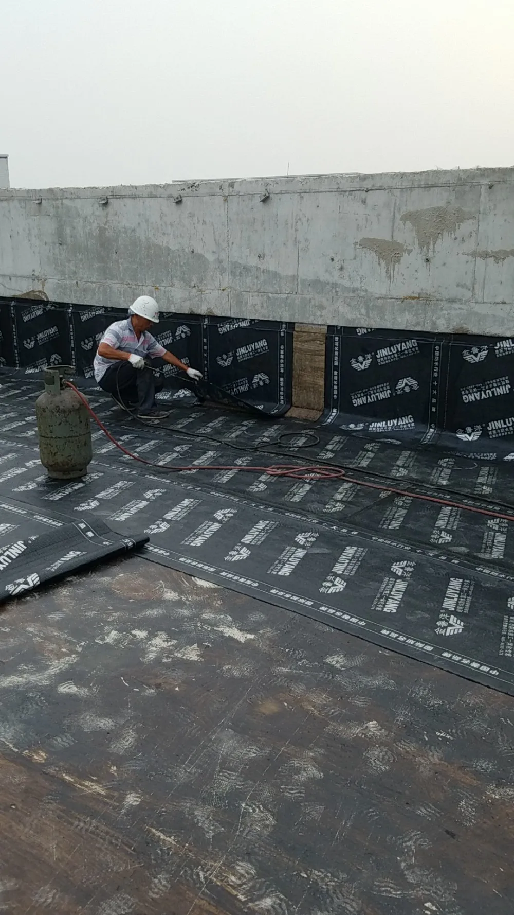 Bitumen Sheets for Roof Waterproofing - Durable Solutions