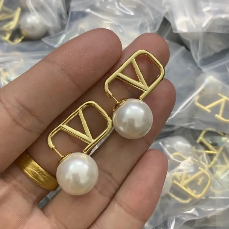 Free Sample 18k Gold Declaration Pearl Earrings Letter Luxury Stainless ...