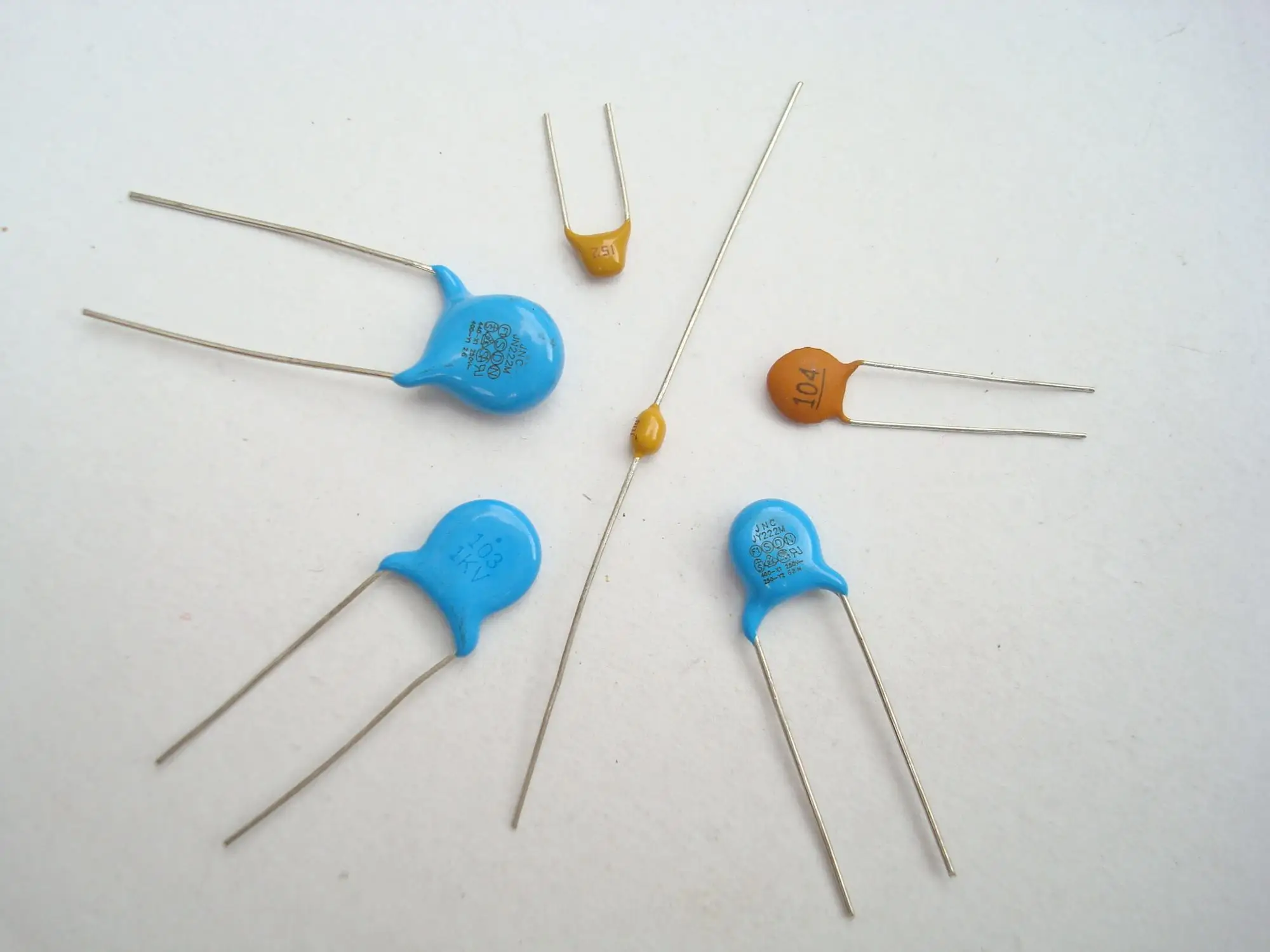 Ceramic Disc Capacitor - Buy High Dielectricconstant Ceramic Disc Capacitor,Temperature ...