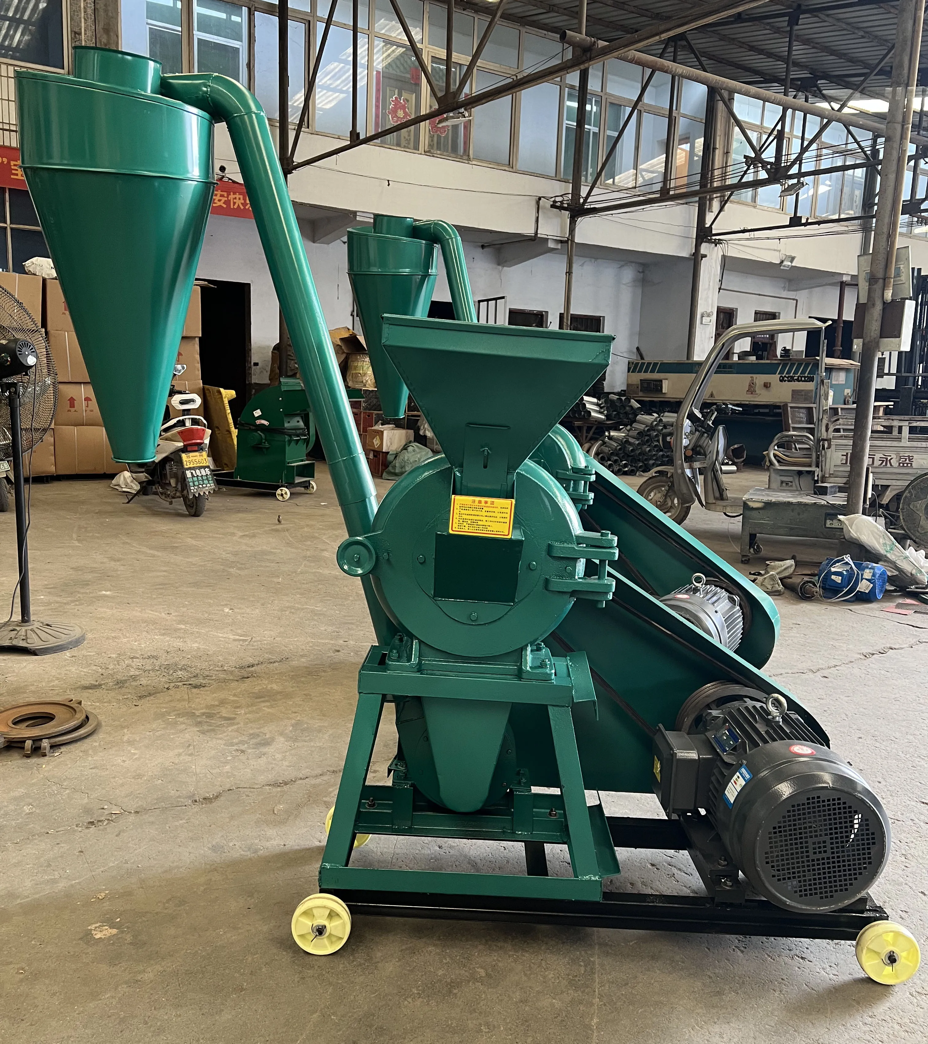 Grain Crusher for Flour Mills Wheat Pepper Crusher Milling Grinding ...