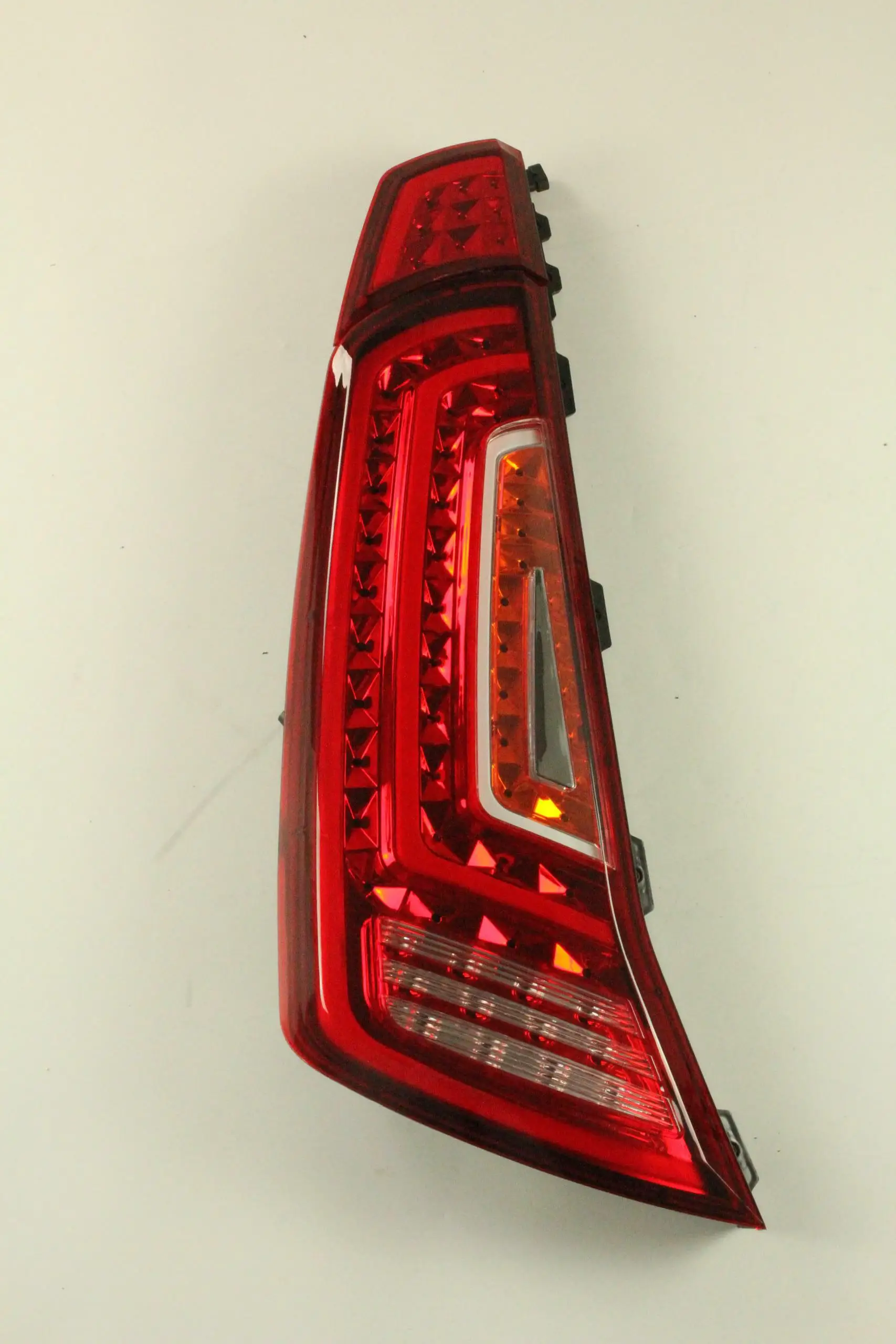 Adiputro Bus Led Tail Light Rear Lamp Fiber Marcopolo G8 Hc-b-2469-5 ...