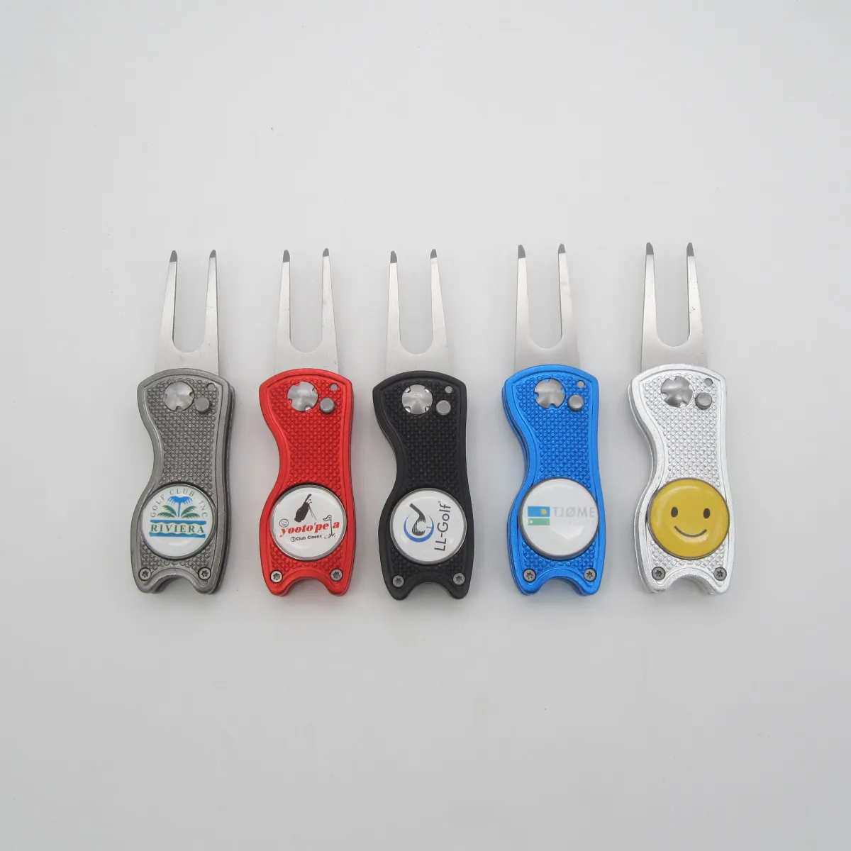 Customized Golf Pitchfork - Durable & Versatile Tool