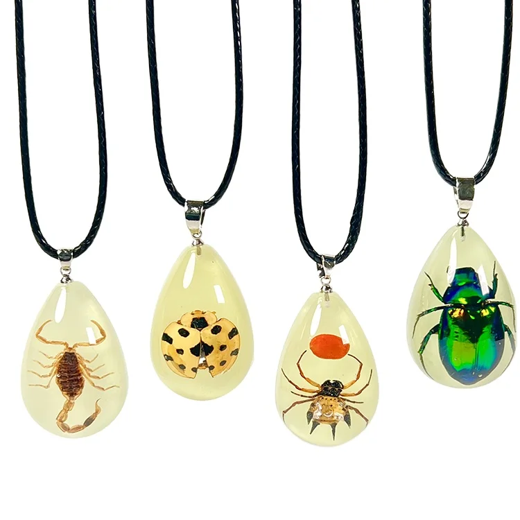 Custom Glow Real Insects Resin Pendant Necklace Insect Specimen ...