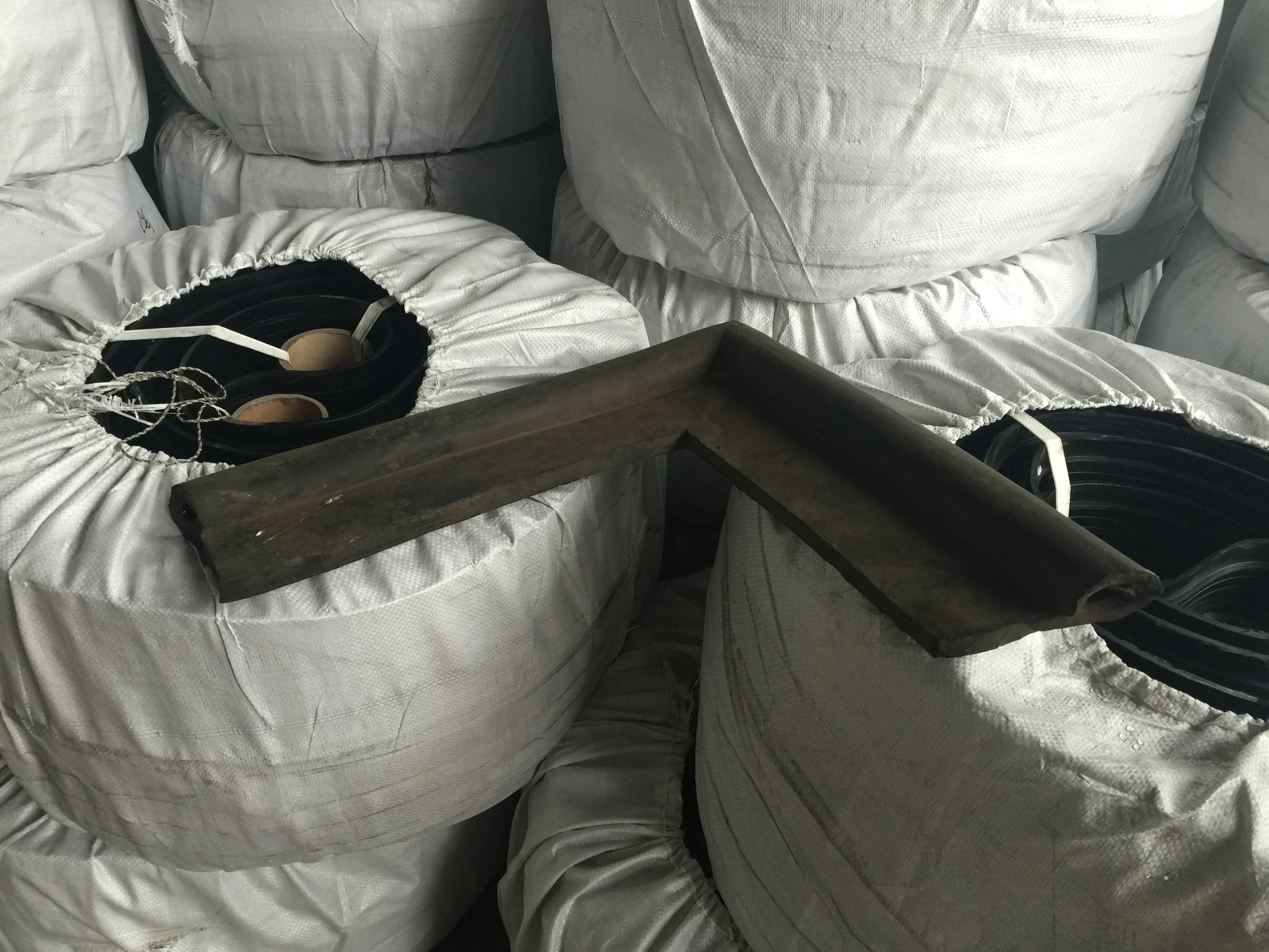 High Quality Jingtong Rubber Dam Gate Seals - Various Shapes