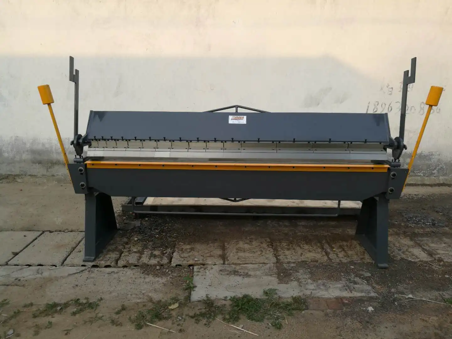 Hand Operated Box And Pan Manual Press Brake - Buy Manual Press Brake ...
