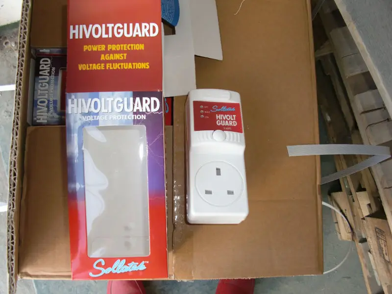 Hivolt Guard 5a Voltage Appliance Protector Avs - Buy Sollatek Avs ...
