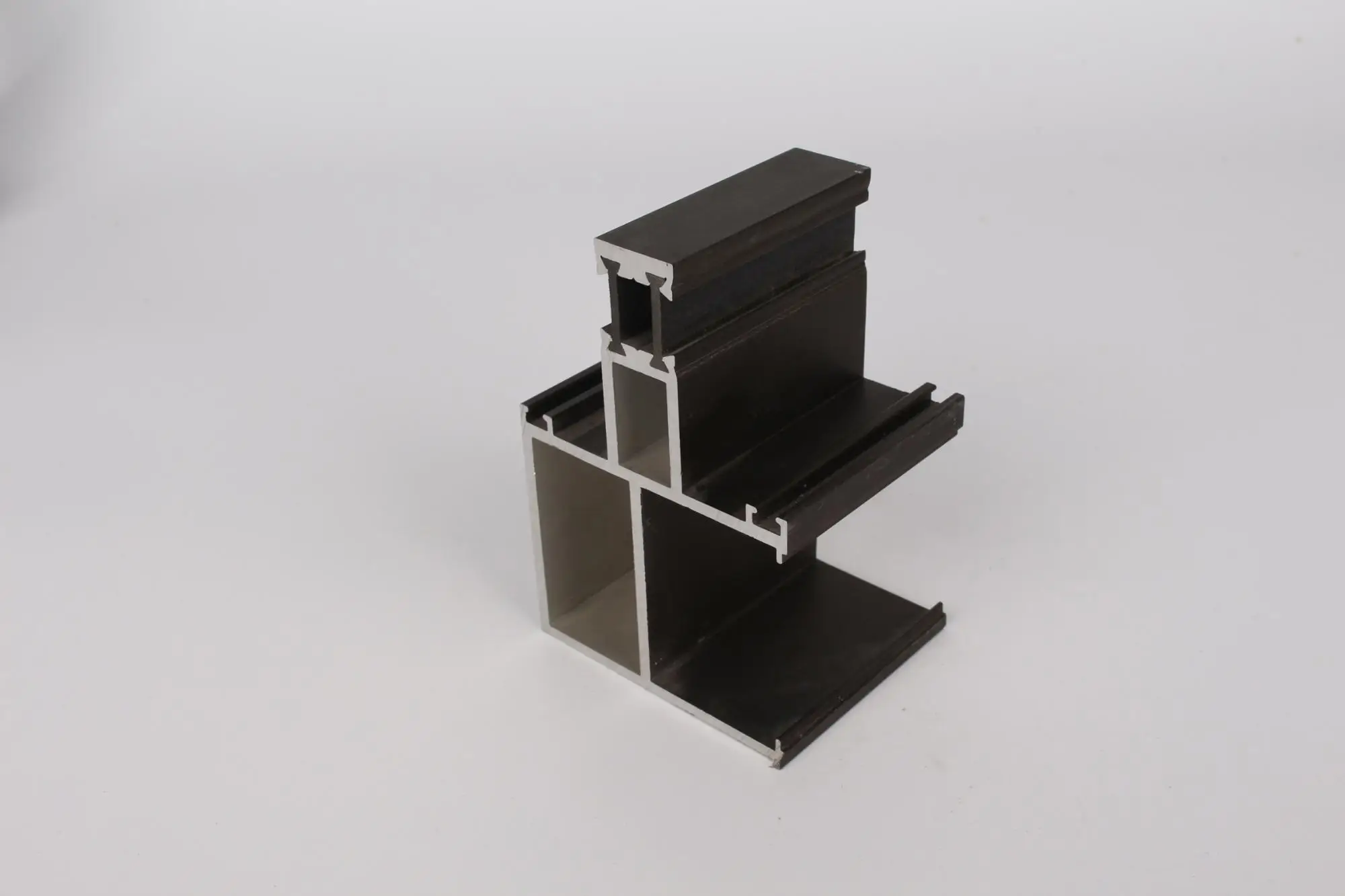 Top Quality Broken Bridge Aluminium Profiles For Thermal Break Sliding ...