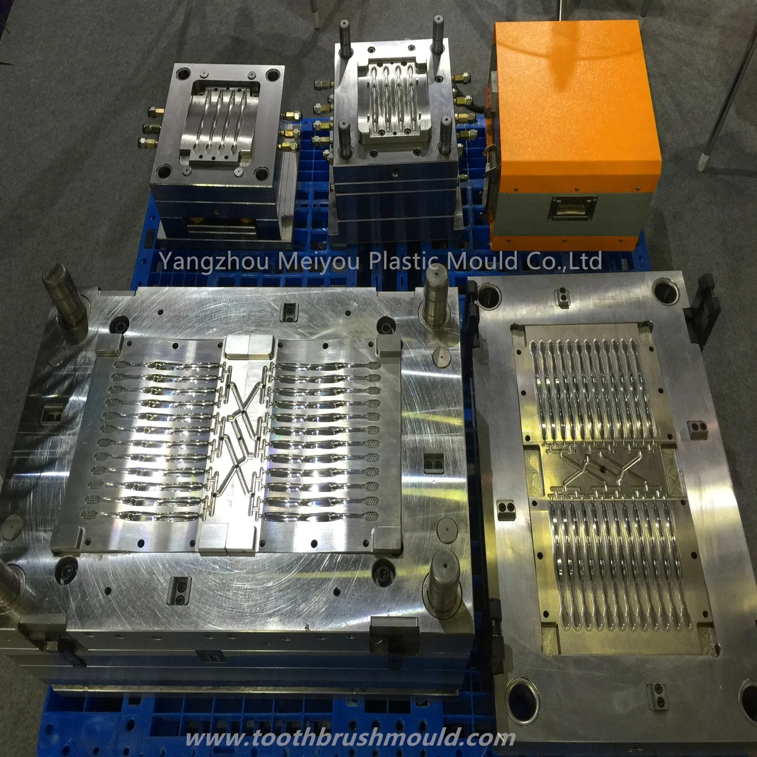 Custom Design Multi-cavities Plastic Injection Toothbrush Mould For ...