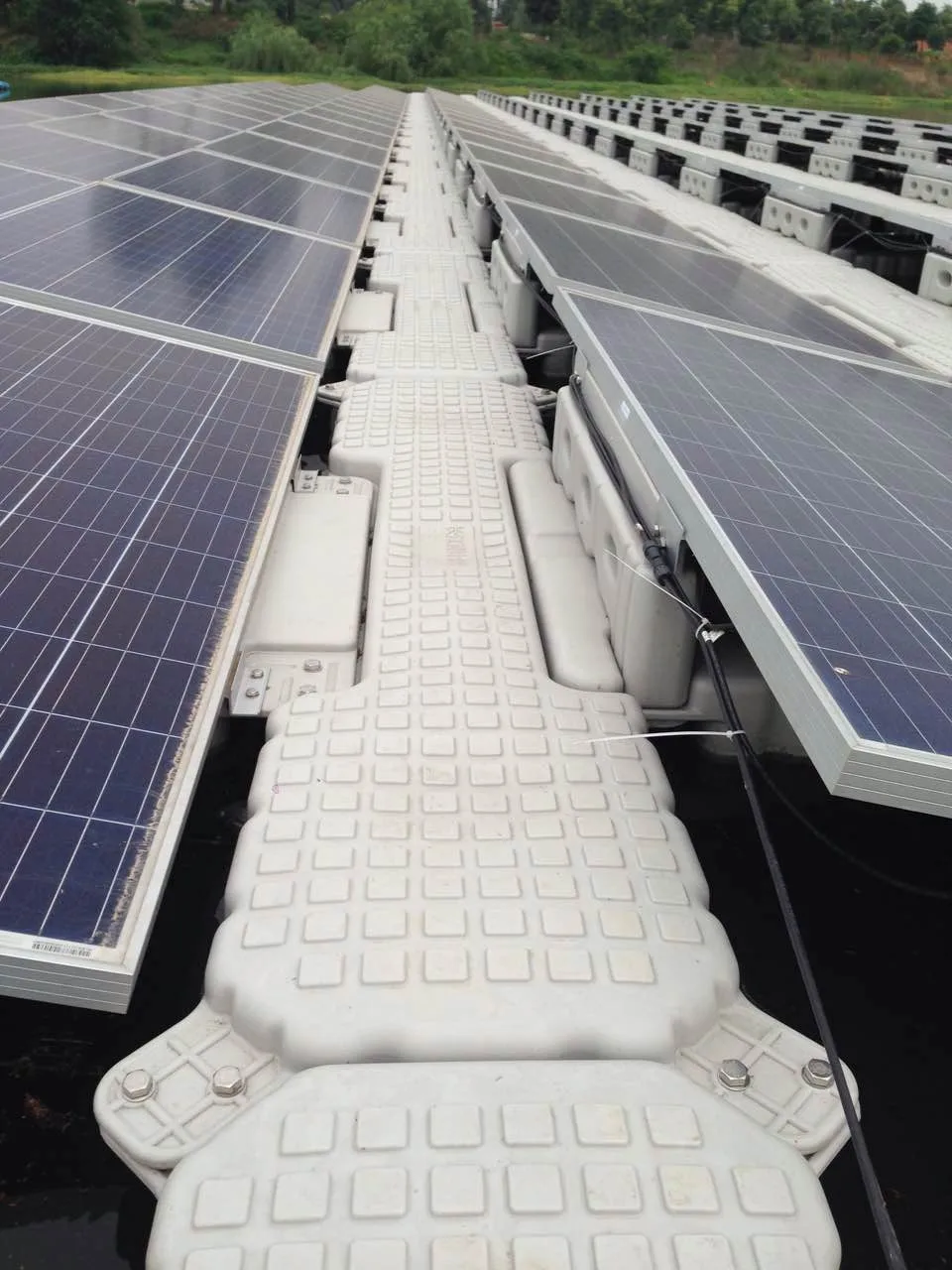 Plastic Floater for Floating Solar Panels - Durable & Efficient