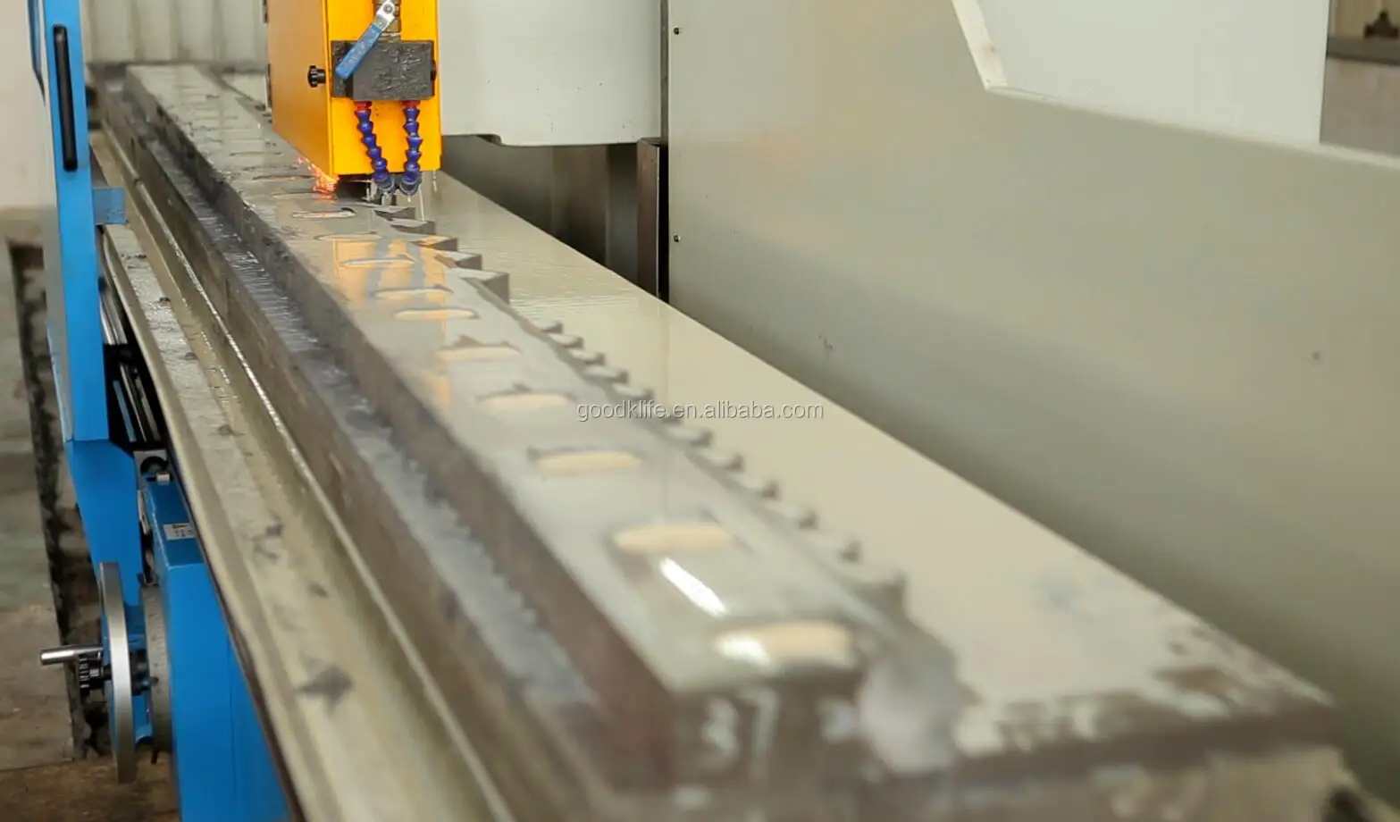 Amanda Press Brake Bending Mold - Buy Die Cast Mold,Hydraulic Press ...