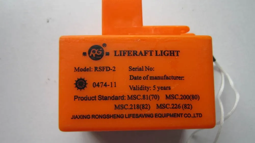 SOLAS Waterproof Lithium Battery Liferaft Light - 12-Hour Flare for ...