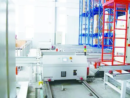 Rack Cladding Support Steel Warehouse And Also Support The Walls And ...