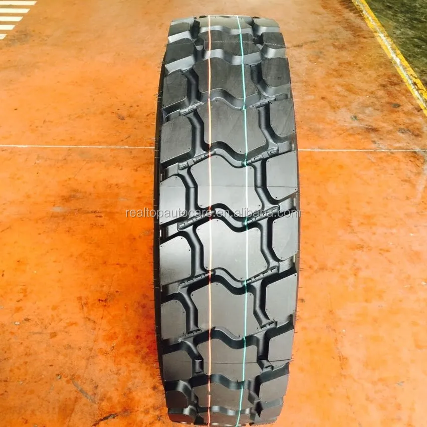 Chinese Light Truck Tire 700r16,750r16,Llantas 700r16 - Buy Light Truck ...