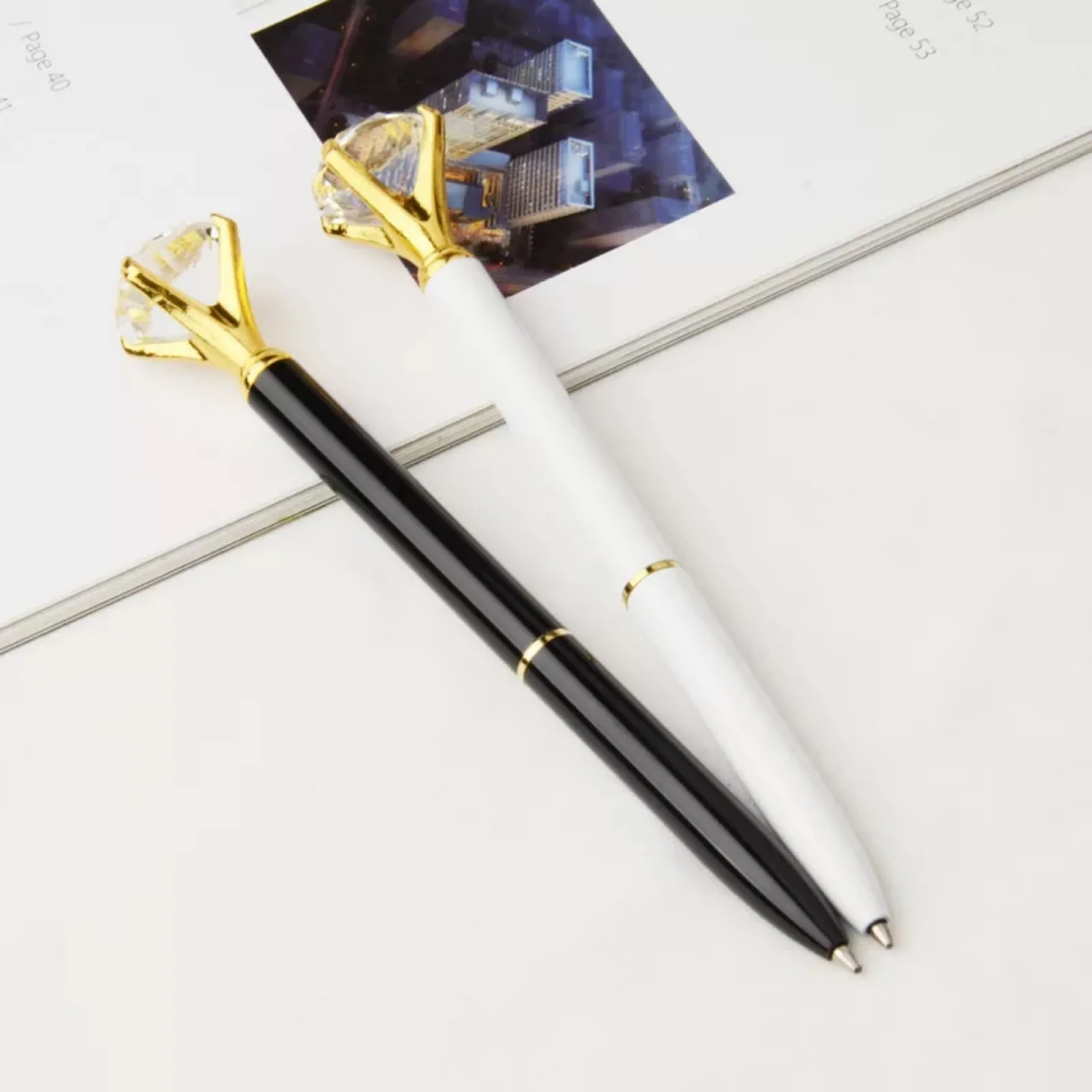 Wholesale Promotion Metal Big Top Custom Crystal Diamond Pen with Logo