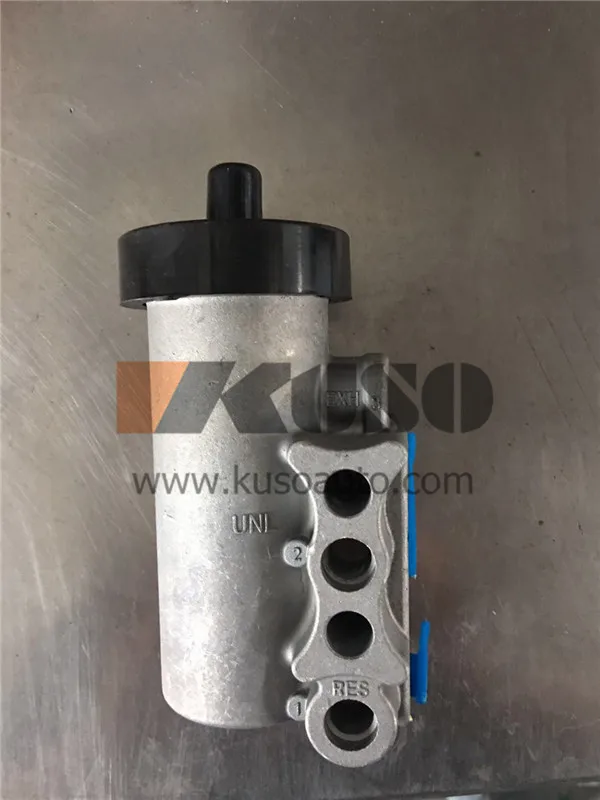 Air Governor Valve /regulator Mc808718 For Fuso All Truck Model - Buy ...
