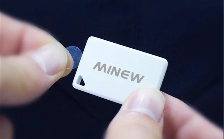 Minew E8 Bluetooth Wearable Tag Beacon for Asset Tracking