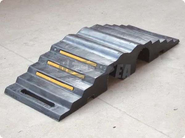 Black & Yellow High Density Rubber Hose Bridge Ramp - Buy Hose Bridge ...