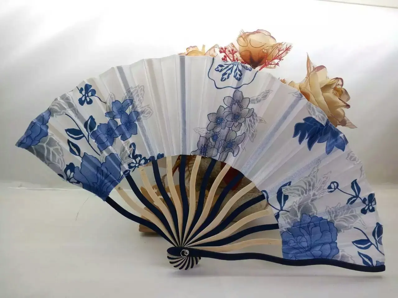 Hand Fan Design