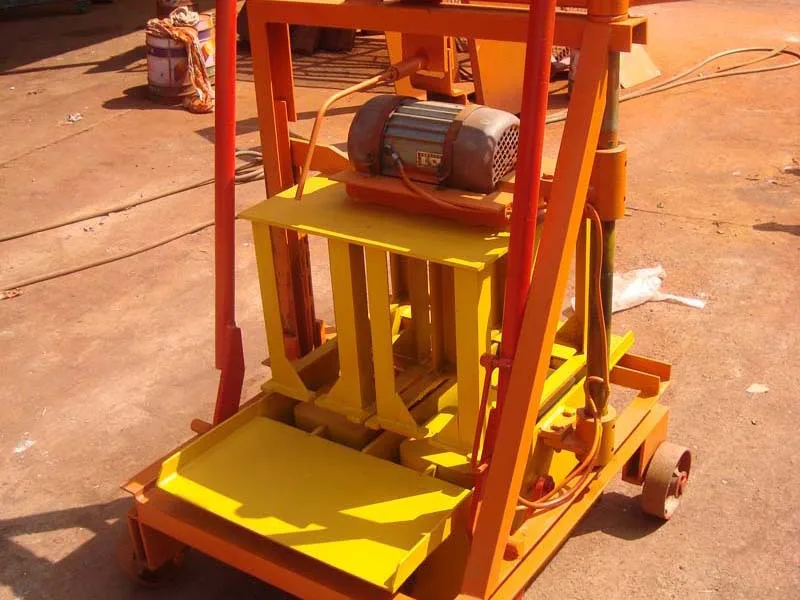Qmr2-45 Small Concrete Hollow Block Macking Machine,Small Investment ...